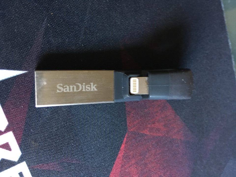 Clé usb iPhone iXpand Sandisk | LCDG