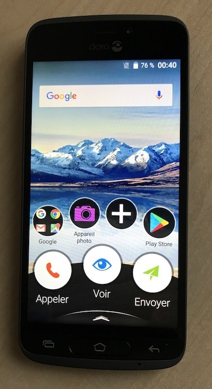 Test - Doro 8040 : Un smartphone pour le 3eme âge | LCDG