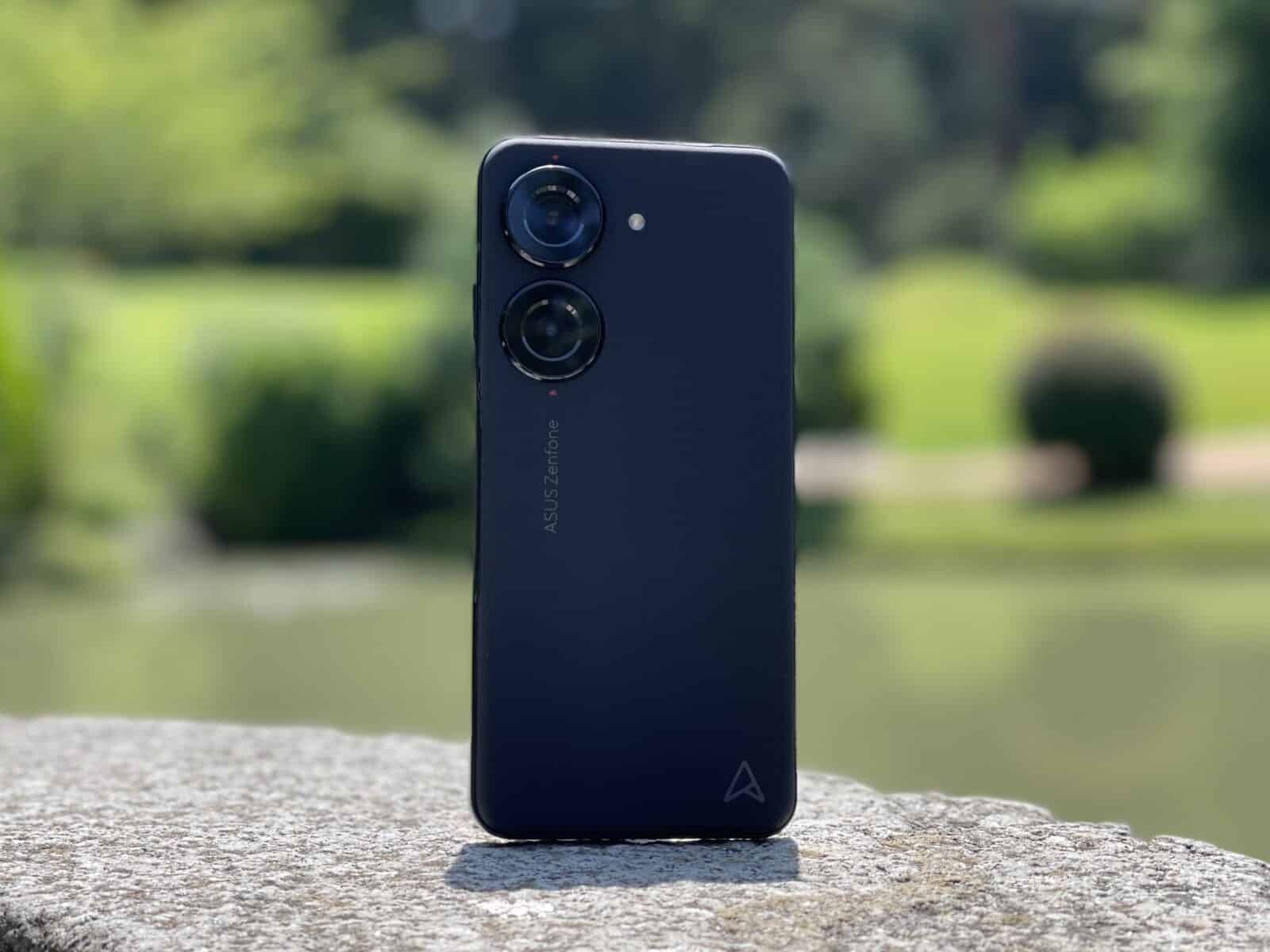 Test – Asus Zenfone 10 : le smartphone petit format toujours au top | LCDG