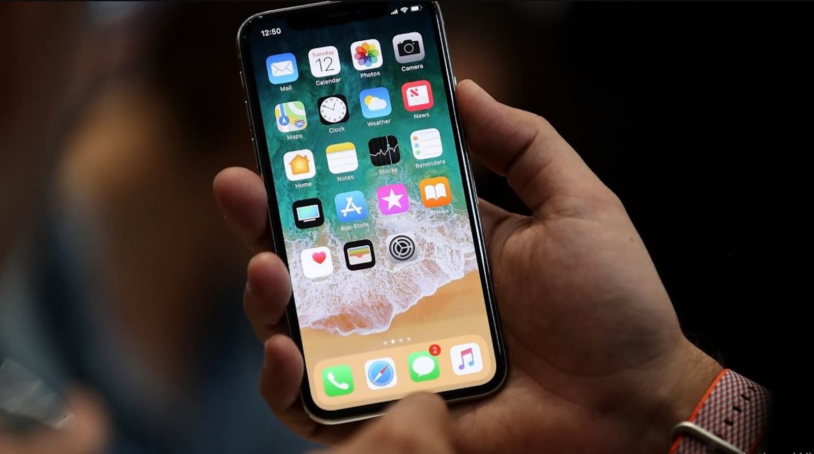 Pourquoi l’iPhone 9 n’existe pas ? - On décrypte | LCDG