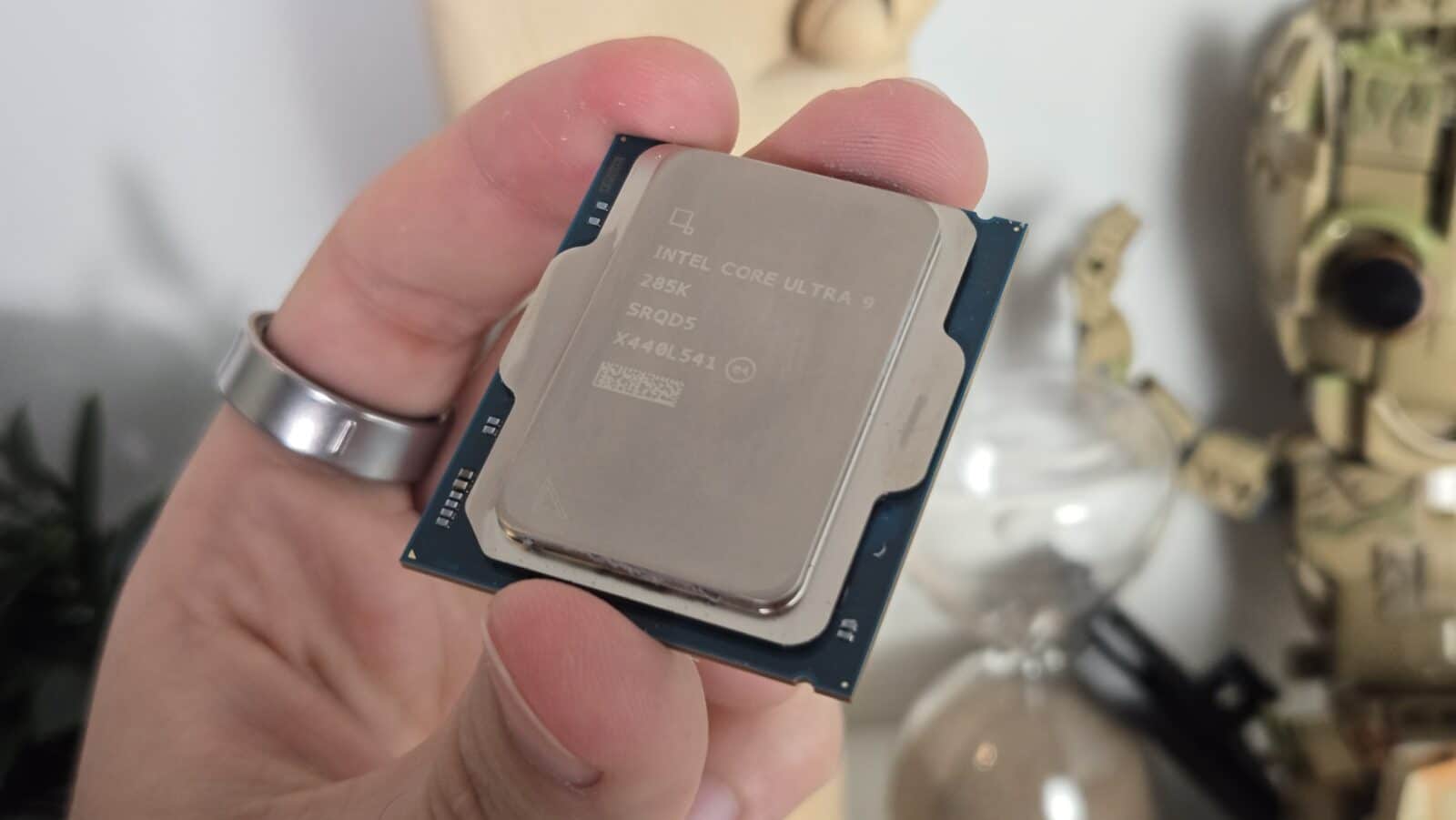 TEST – Intel Core Ultra 9 285K, le processeur à tout faire selon Intel ...