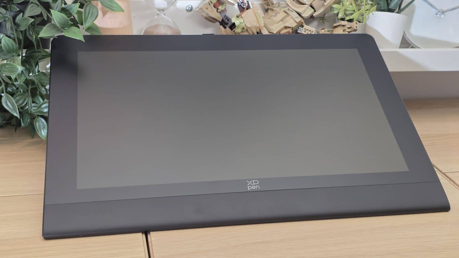 TEST - XPPen Artist Ultra 16, la tablette graphique 4K OLED qui ...